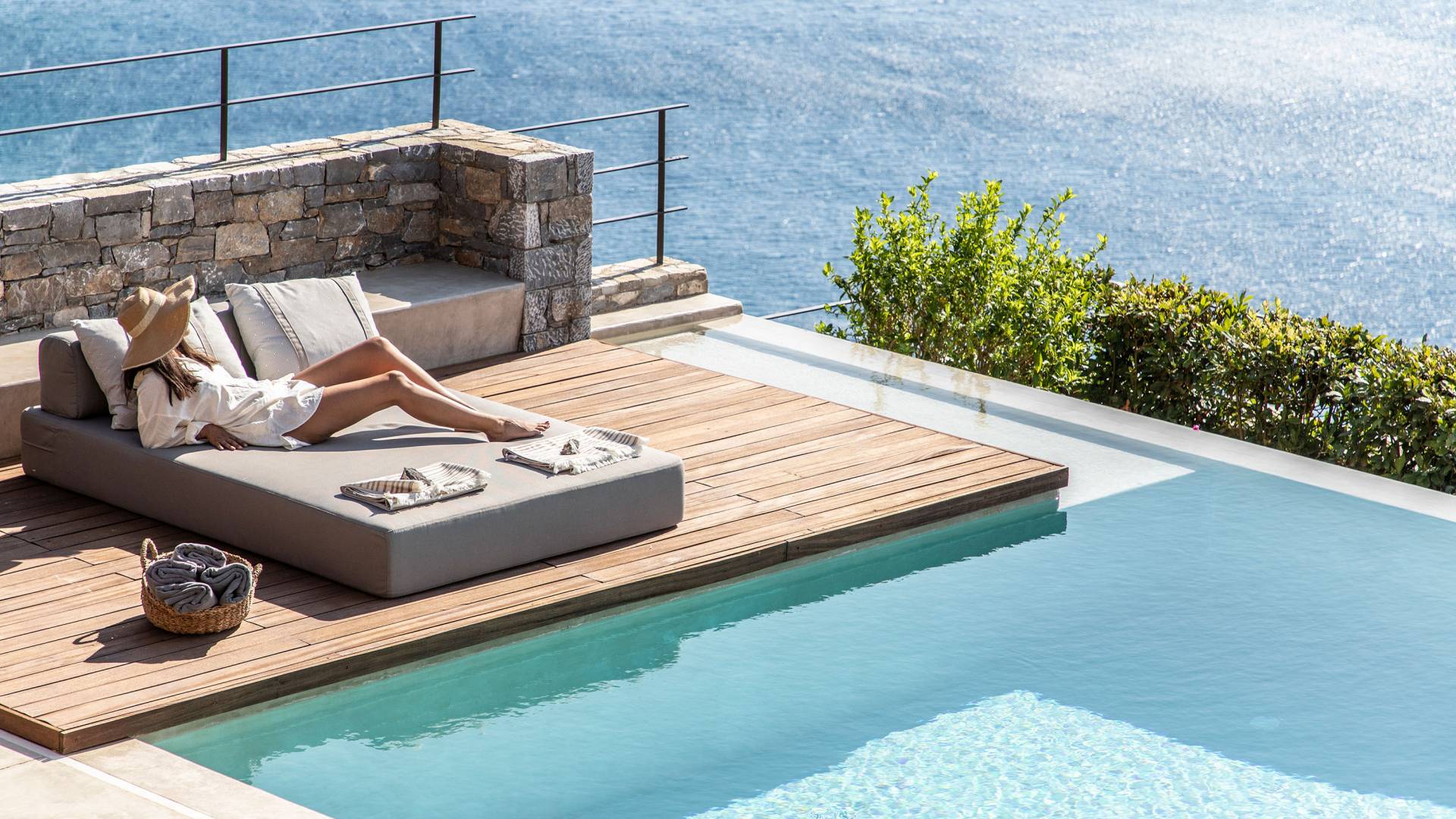 Unique Villas | Discover Luxury Villa Rentals Worldwide